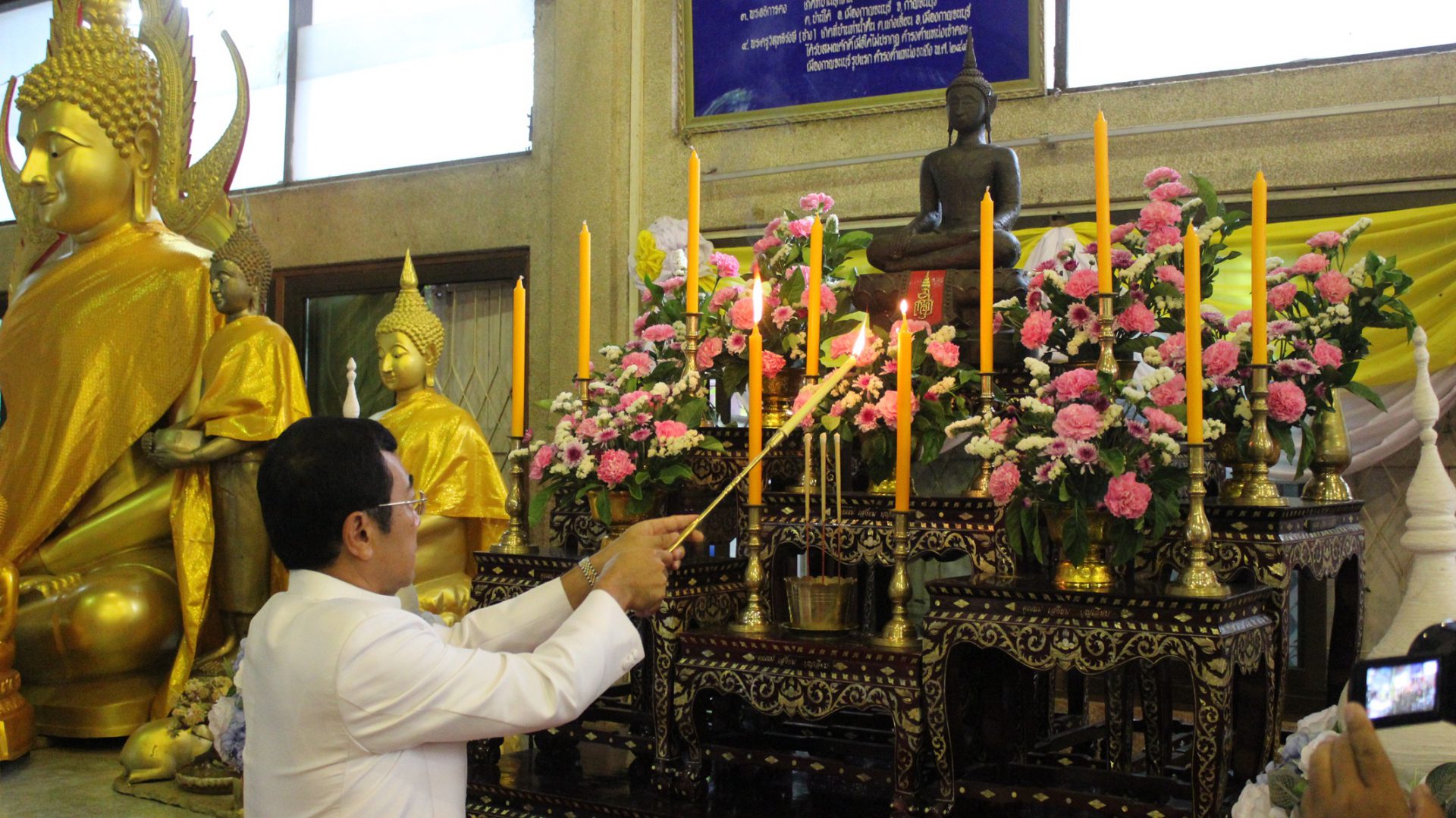 Thai-style Offerings - Thailand Foundation