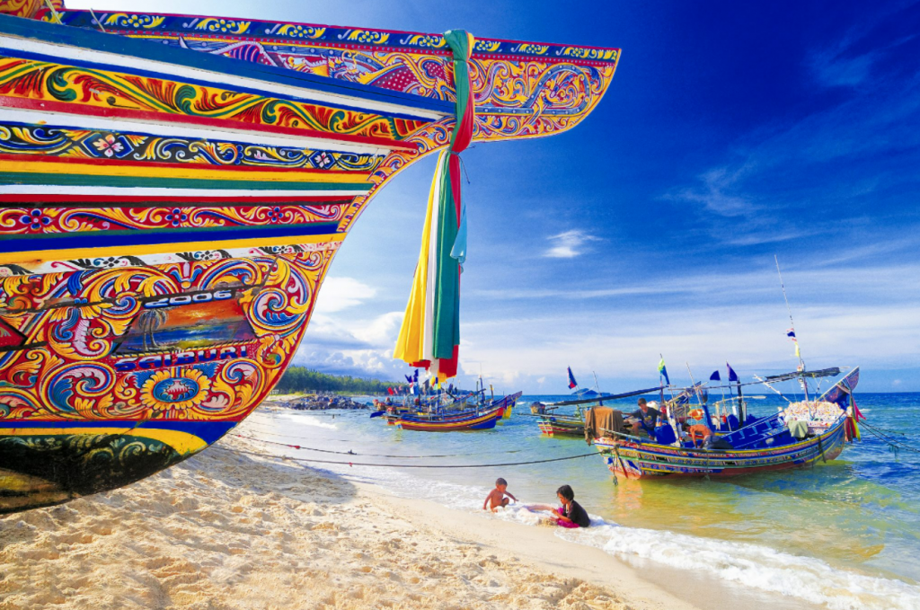 Kolae: a Painting on the Ocean - Thailand Foundation