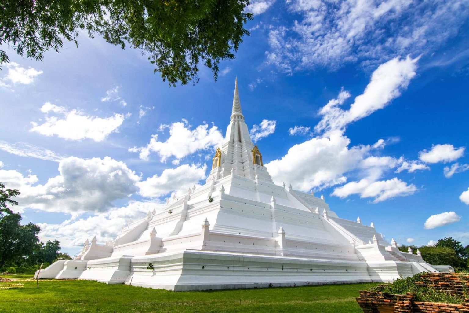 Nirat: The Thai Traveling Poetry – Thailand Foundation